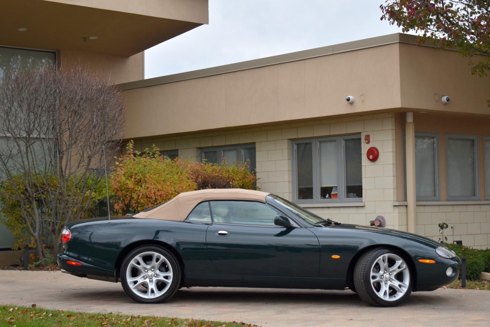 2004 Jaguar Xk8